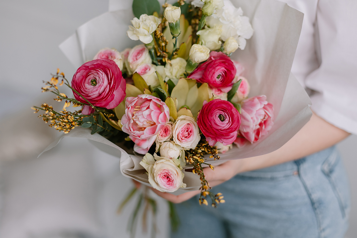 Whispering Petals: Unveiling the Secret Language of Your Favorite ...